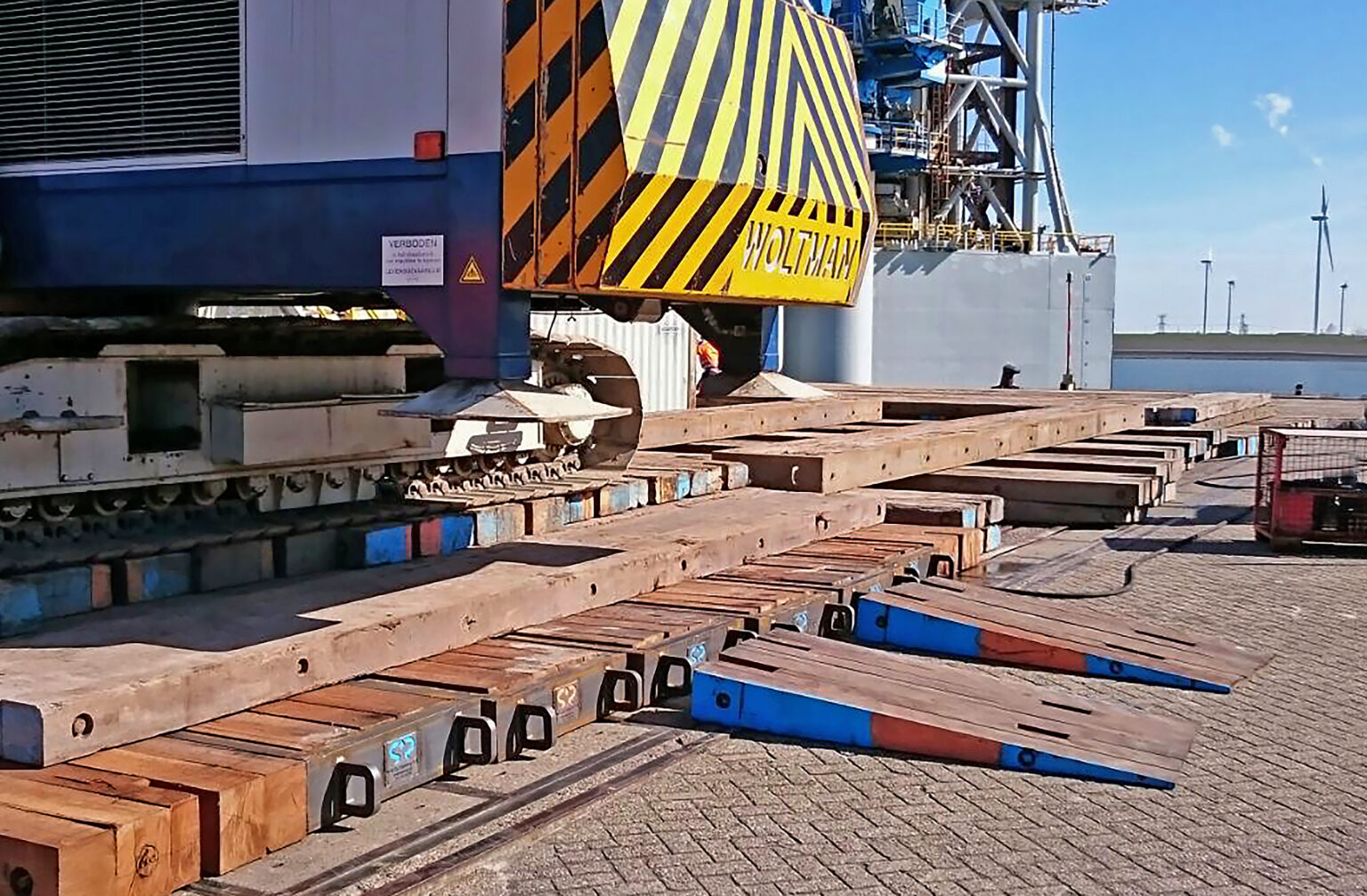 Wedges or shims for crane mats for sale | Welex Group